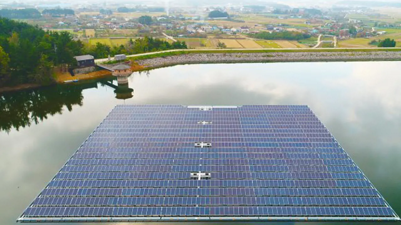 Floating solar brochure - Seaflex